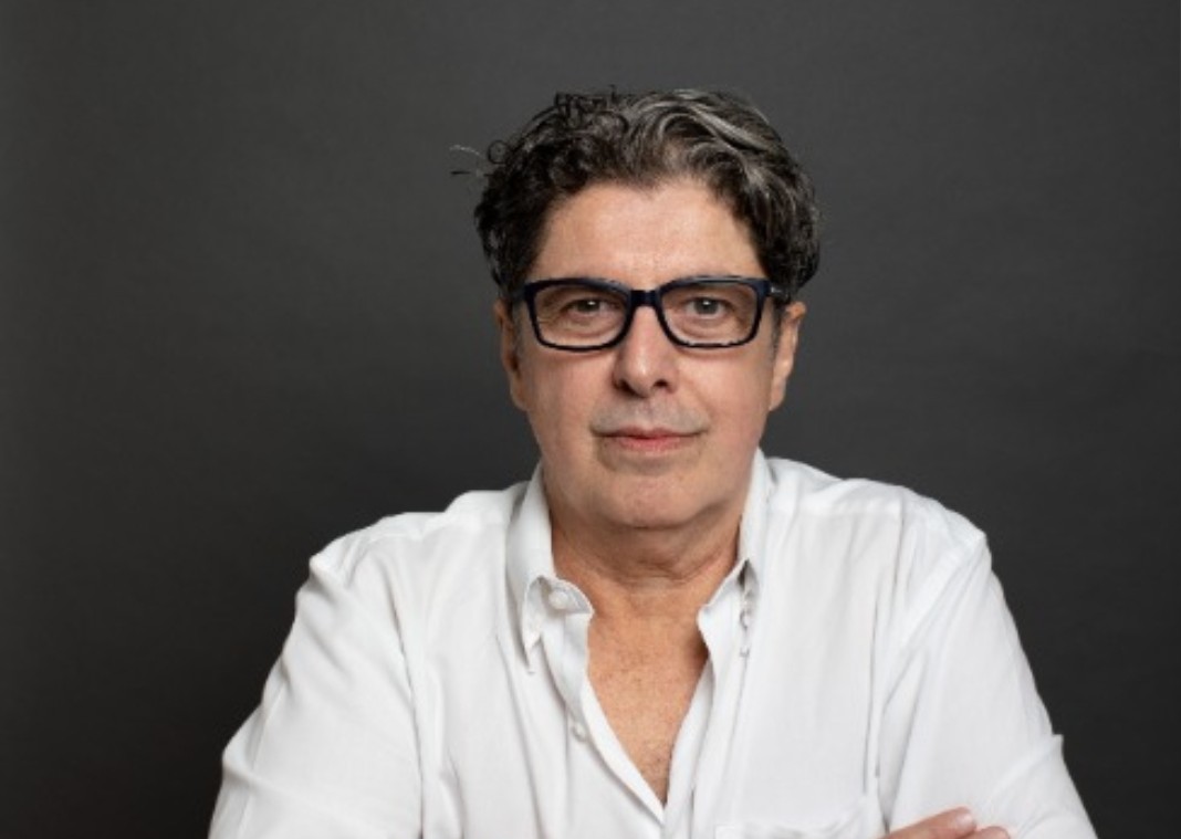 Baterista Marcelo Costa celebra 45 anos de MPB com disco que inclui ...