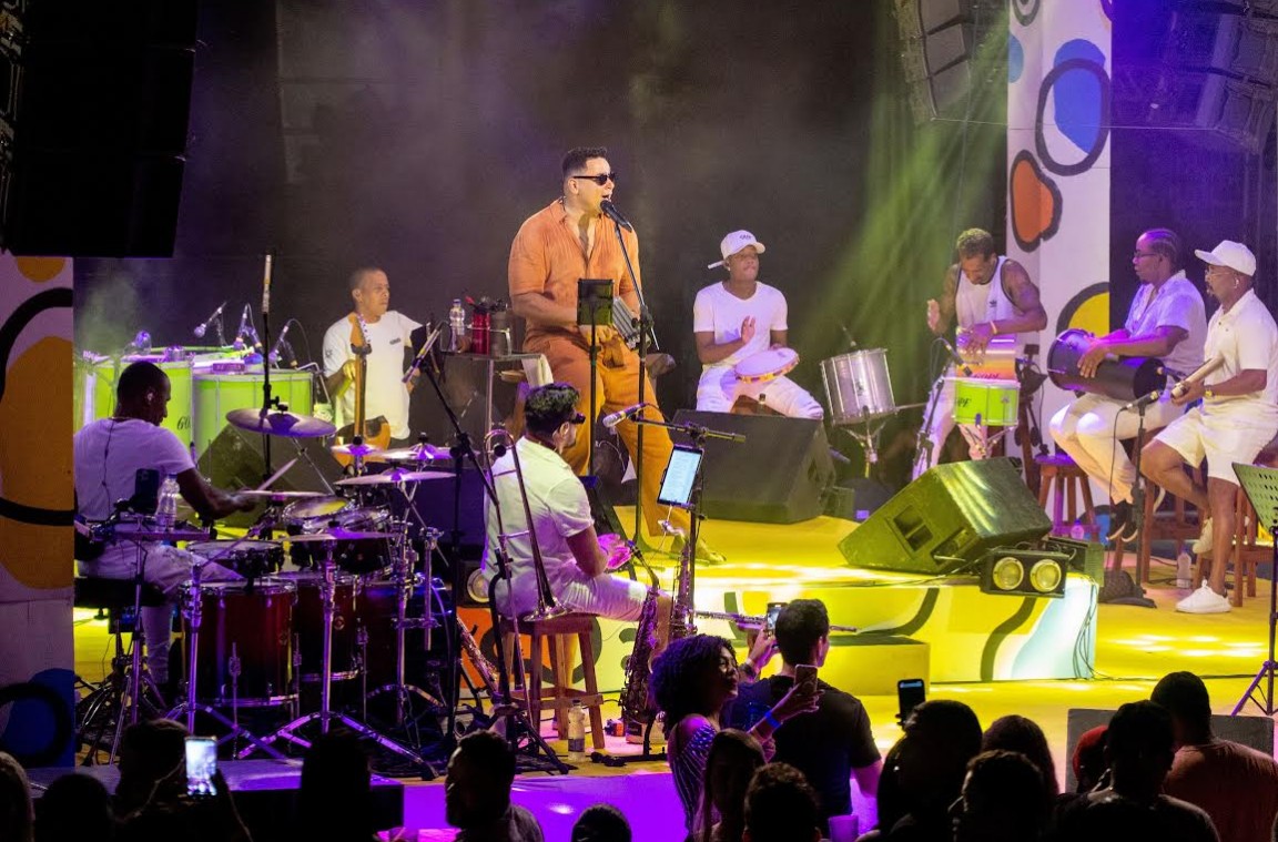 SAMBA EM HARMONIA – Ginno Larry