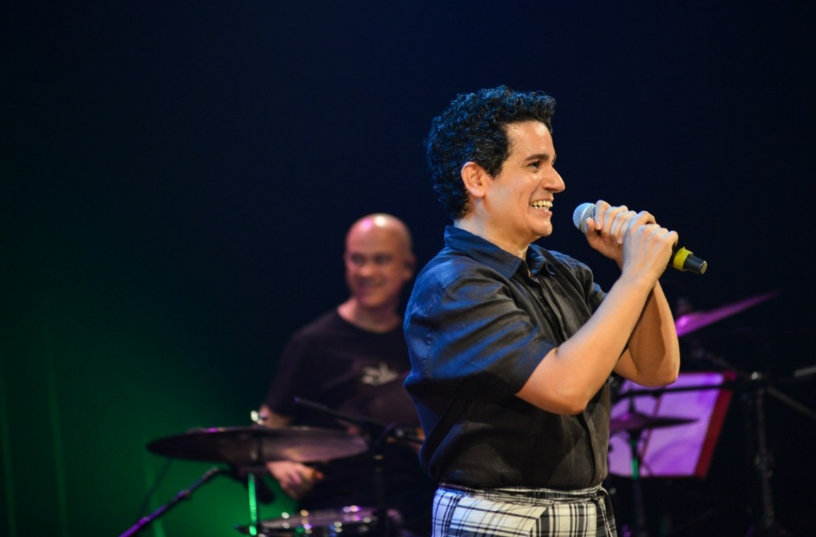 Mateus Cedro homenageia compositores brasileiros em show no Teatro Sesi ...