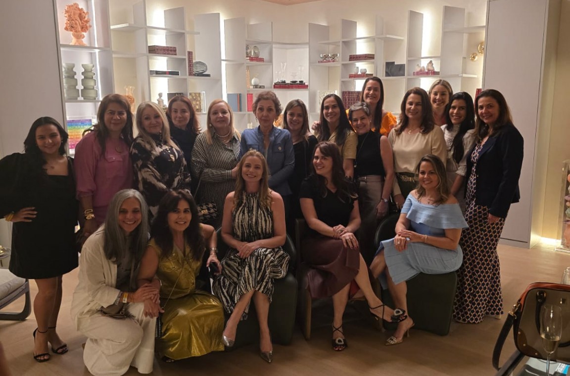 Conexões e criatividade: Carla Matos e Amanda Jacobina celebram a arte ...